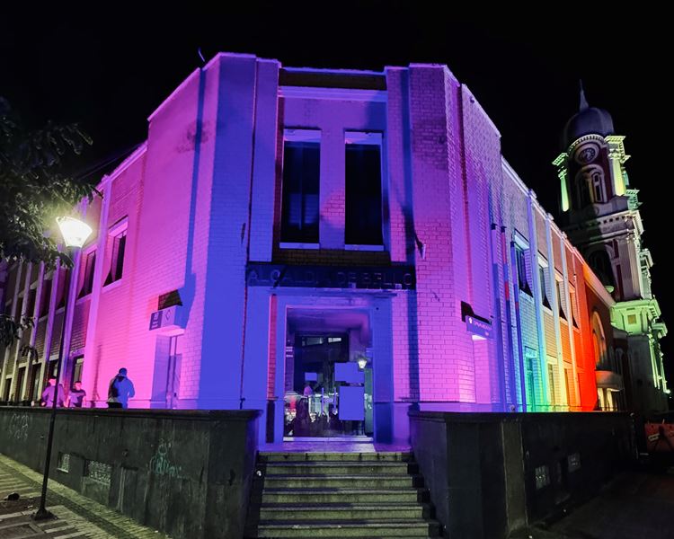 La alcaldía de Bello se pinta con los colores de la Diversidad. - Llave ...